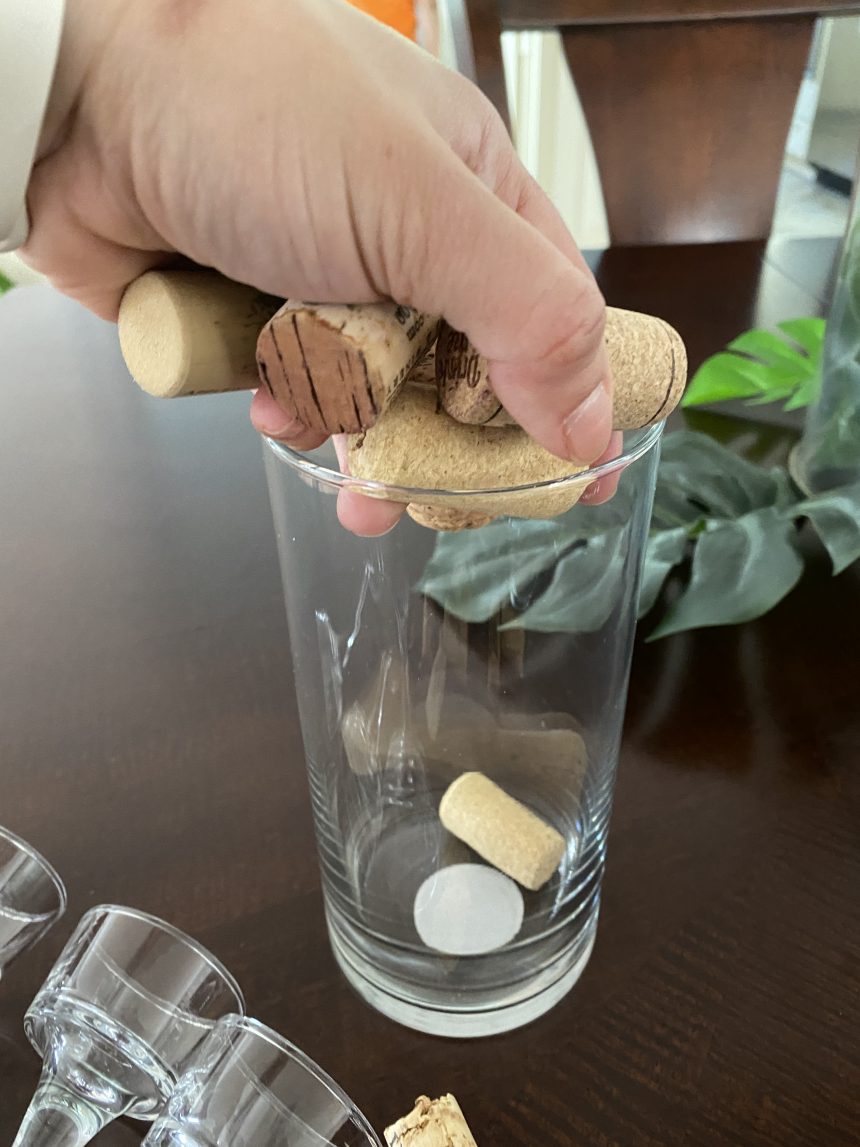 10 Incredibly Easy Wine Cork Projects - Craft and Sparkle