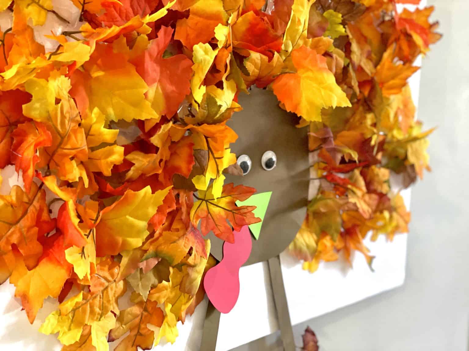 DIY Light Up Thanksgiving Turkey Wall Art & Game - Craft and Sparkle