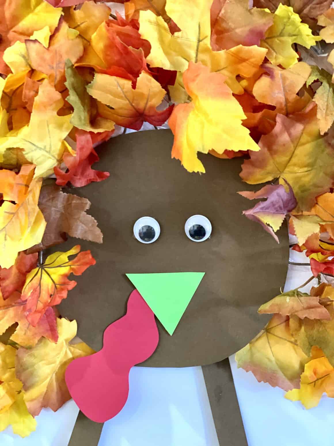 DIY Light Up Thanksgiving Turkey Wall Art & Game - Craft and Sparkle