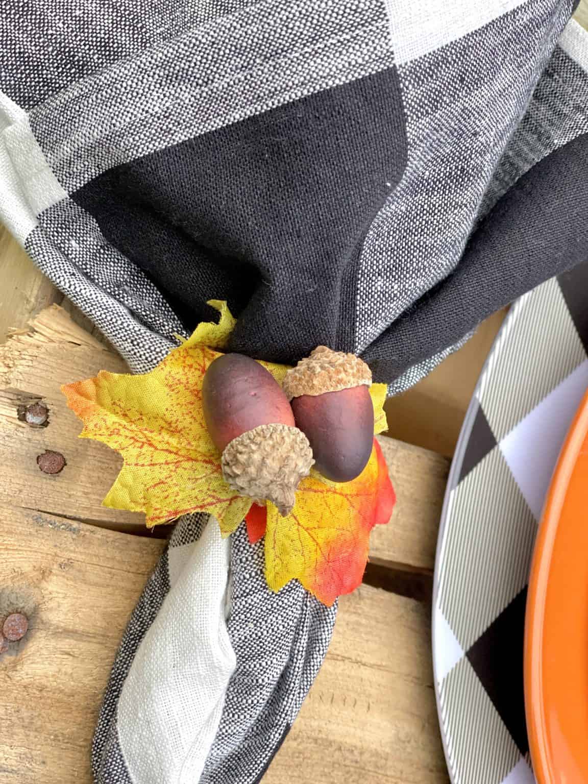 5 Reasons to Try This Fall Buffalo Checkered Tablescape - Craft and Sparkle