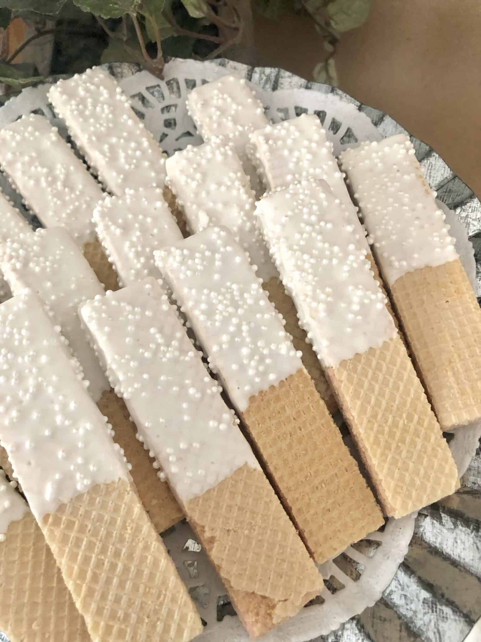 10 Easy DIY Communion Desserts - Craft and Sparkle