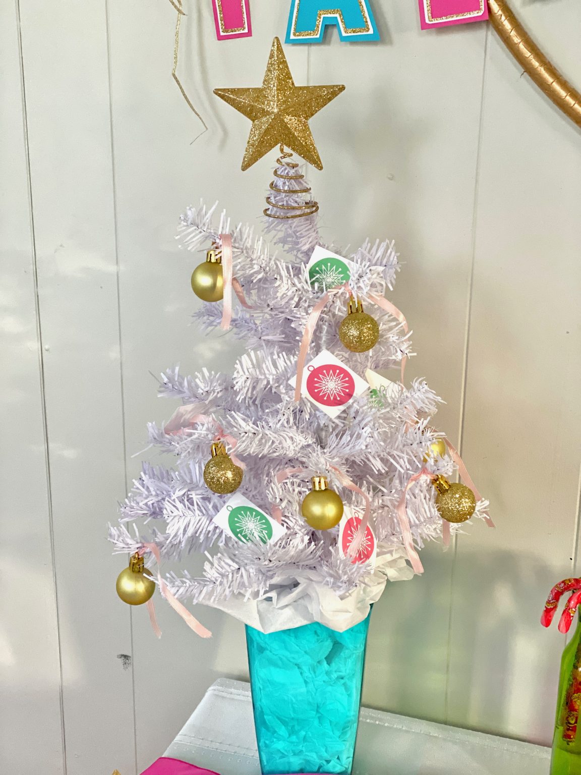 What You Need For a Magical Kids Christmas Table - Craft and Sparkle